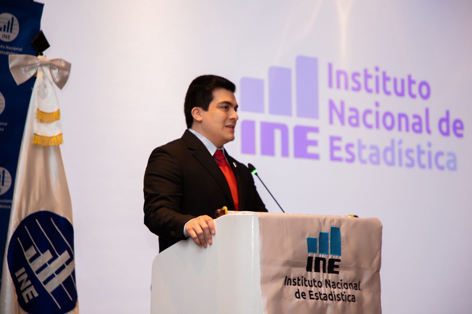 El INE oficializa la salida de campo de la ENAPROM 2025 y presenta su ...